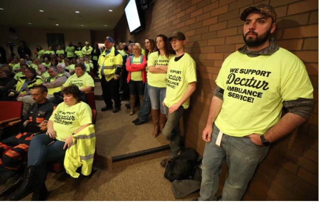 Local 916 Stands Strong for Decatur Ambulance Workers - Teamsters Local 916